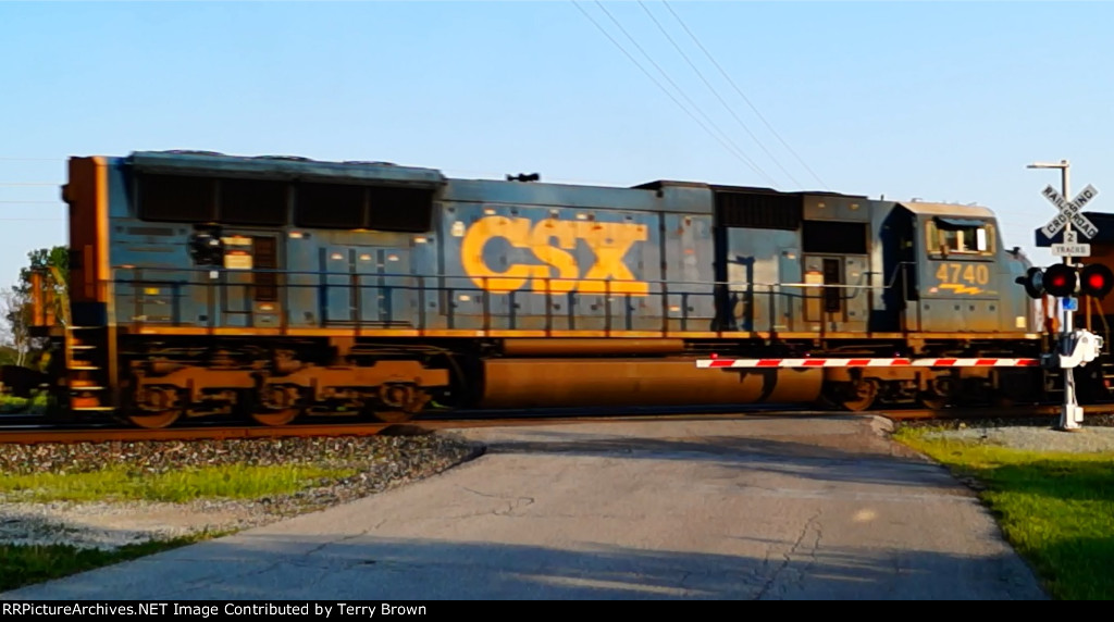 CSX 4740